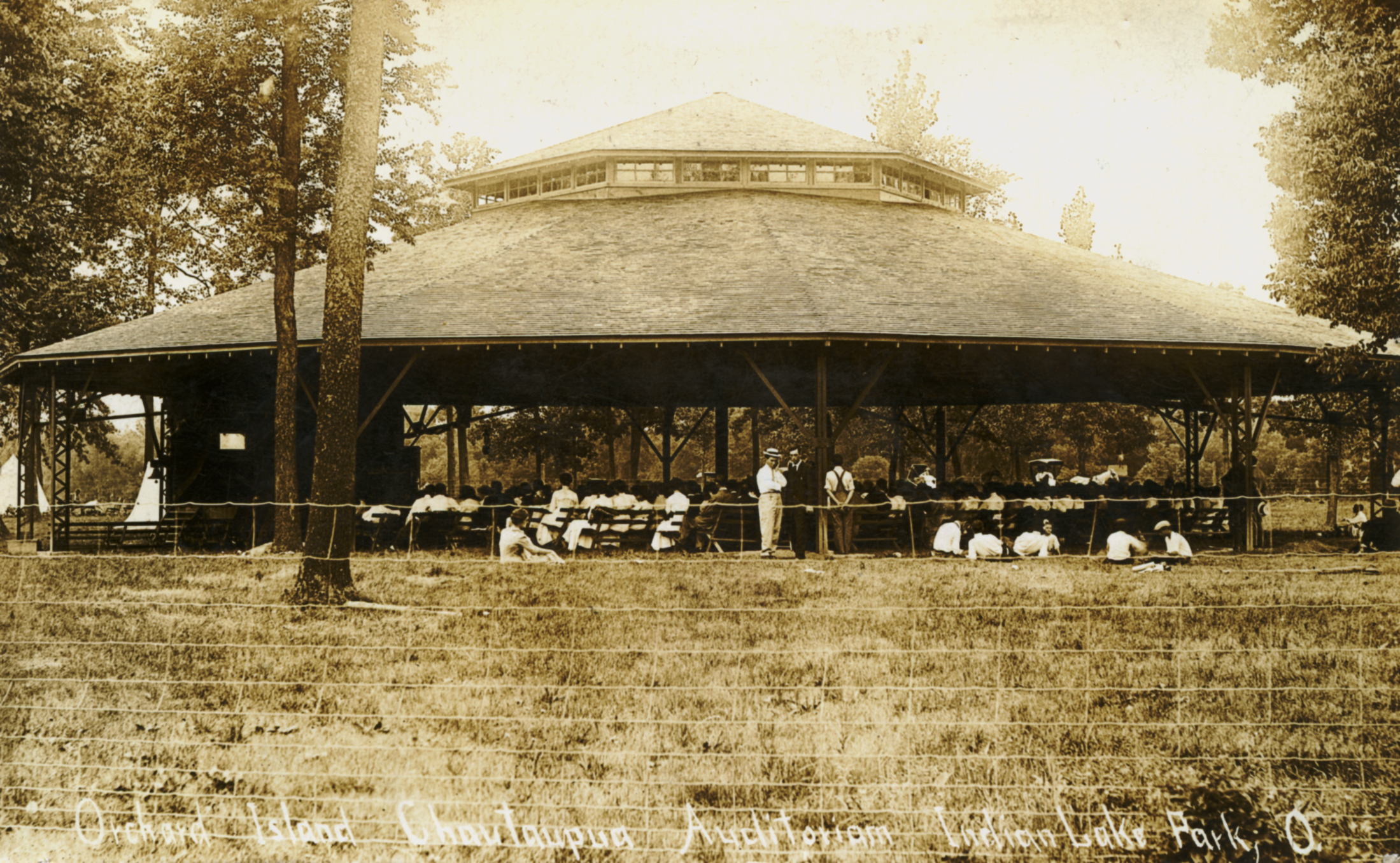 Chautauqua – Vintage Postcards of Indian Lake, Ohio
